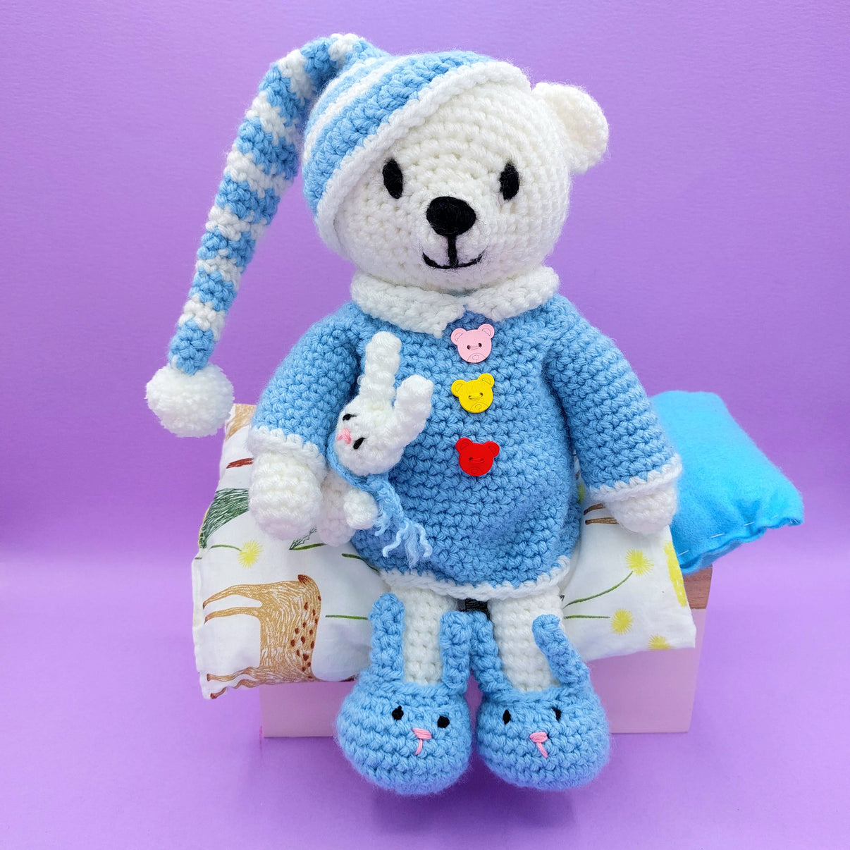 Bobby the Bedtime Bear PDF pattern – Wee Woolly Wonderfuls